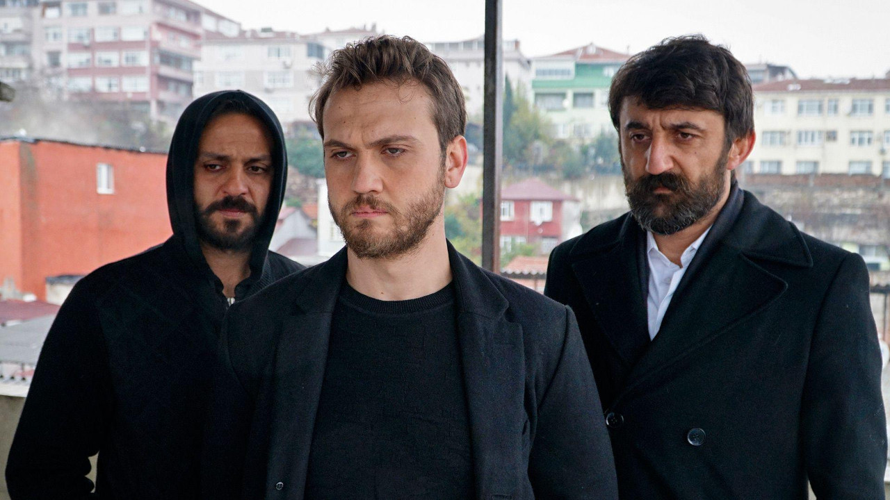 Çukur'un Akın Koçovalı'sı da hain çıktı! - Magazin Haberleri
