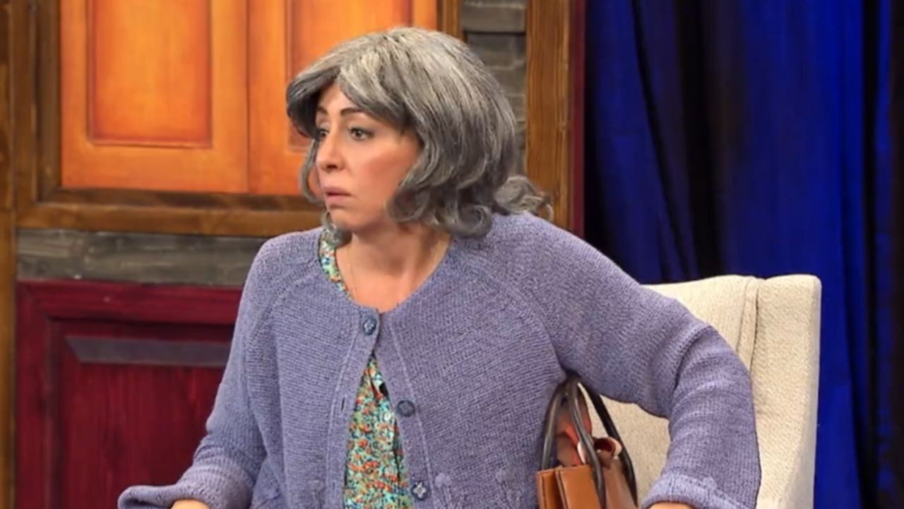 Güldür Güldür Nazlı’sı Hasibe Eren neden ayrıldı? Hasibe Eren kimdir ...