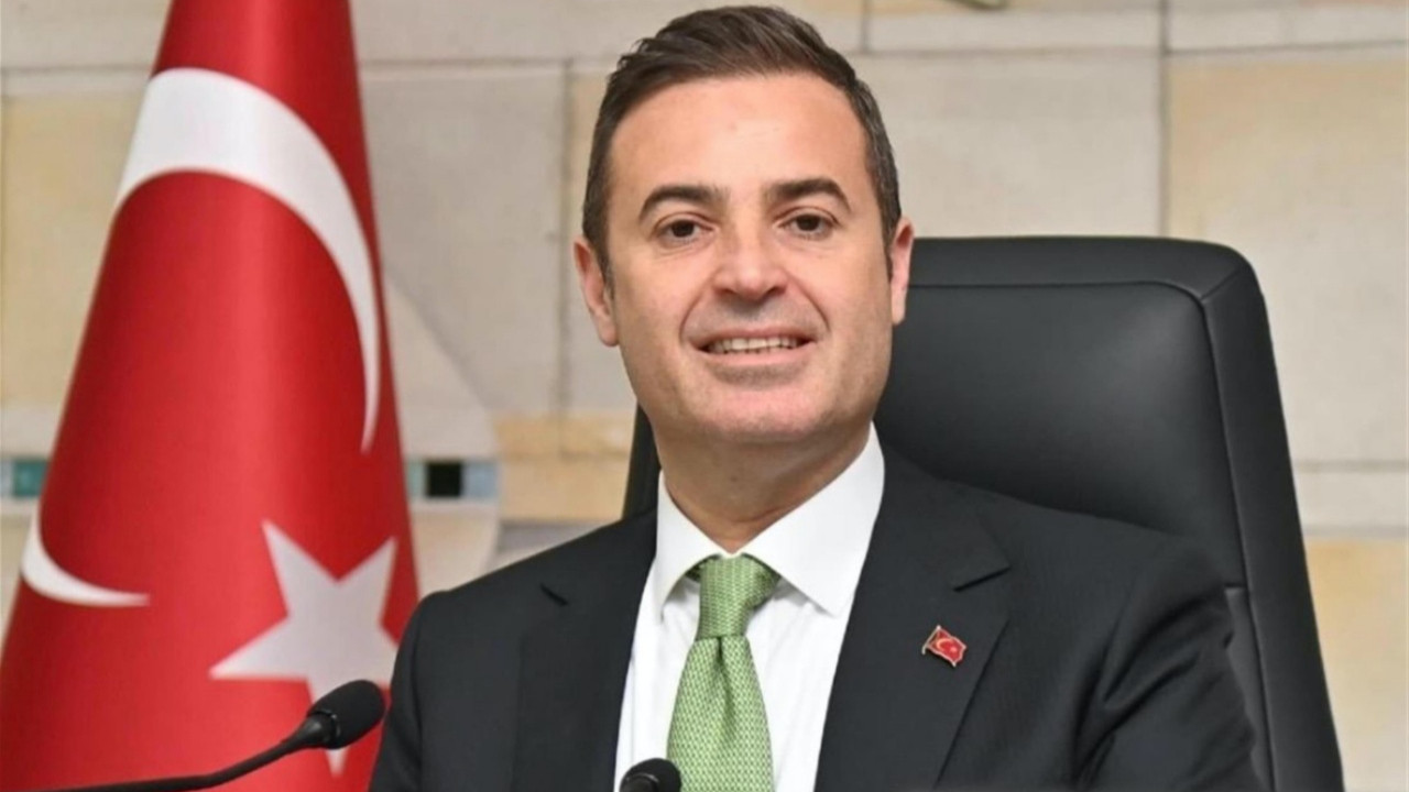 CHP'den bir yıldız daha kayıyor... Balıkesir Belediye Başkanı AK Parti ...